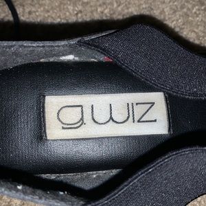 G Wiz | Shoes | Vintage G Wiz Bailey Black Leather Comfort Sandals ...